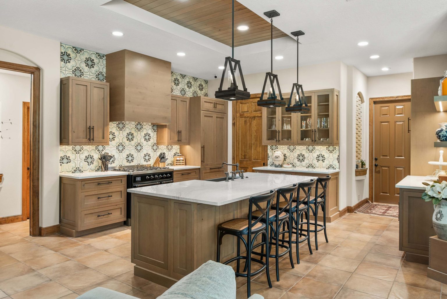 Kitten Trail - S&W Kitchens