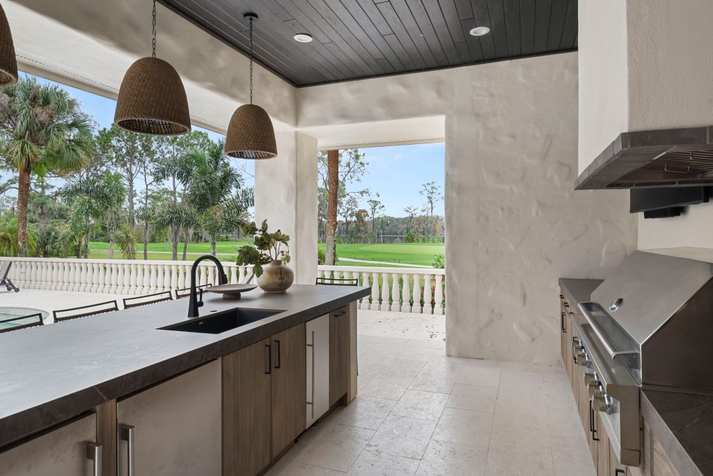 Palmetto Grove Lane Luxury Home Remodel - S&W Kitchens