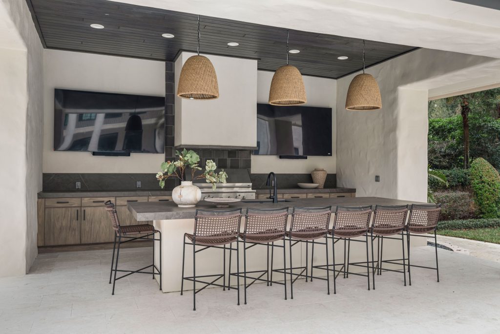 Palmetto Grove Lane Luxury Home Remodel - S&W Kitchens